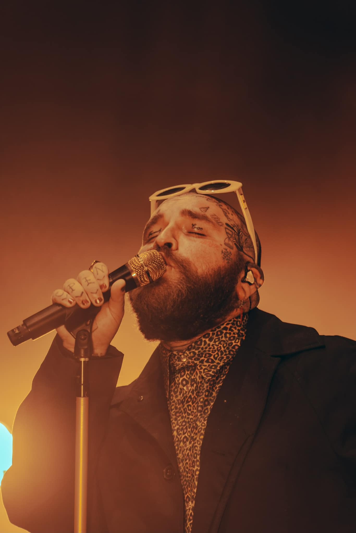 «Lose Control» de Teddy Swims ha alcanzado el puesto número 1 en el Hot ...